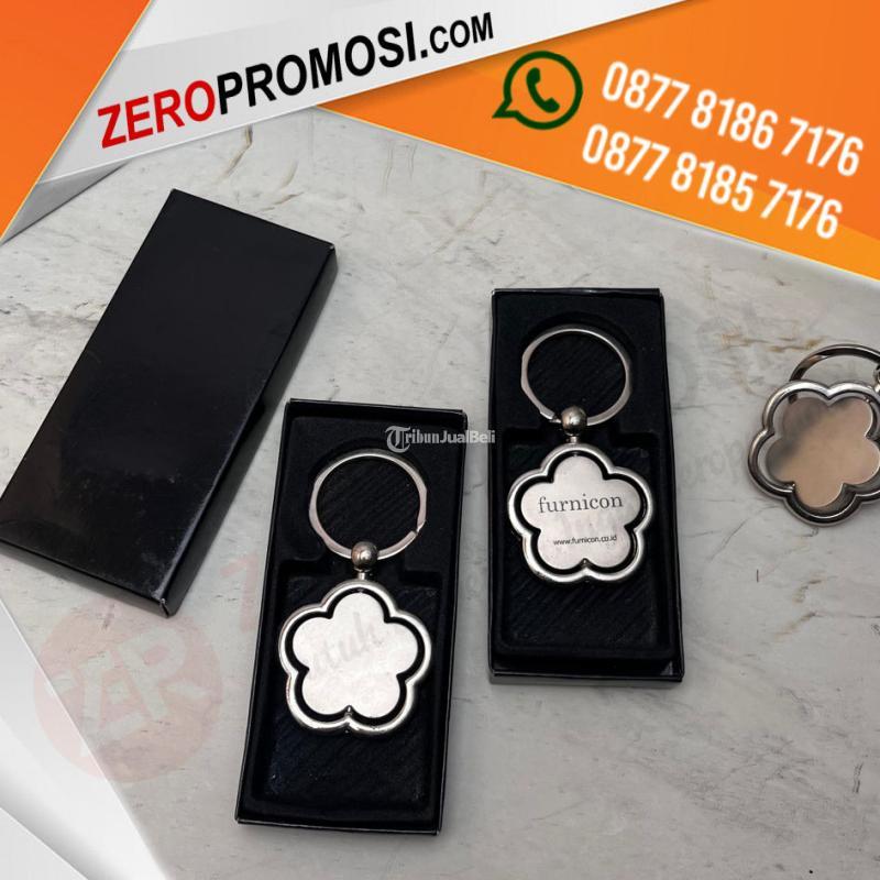 Souvenir Elegan yang Selalu Diingat Gantungan Kunci Stainless Bunga ...