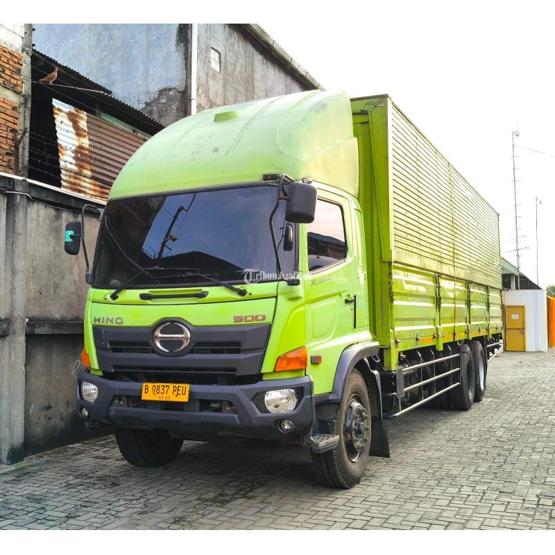 Truk Hino Tronton 6x2 FL 235 JW Wingbox 2019 di Jakarta Utara - Tribun ...