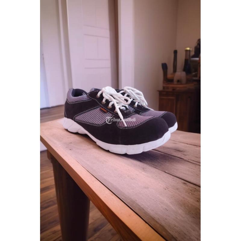 Produsen Sepatu Safety di Surabaya - Tribun JualBeli