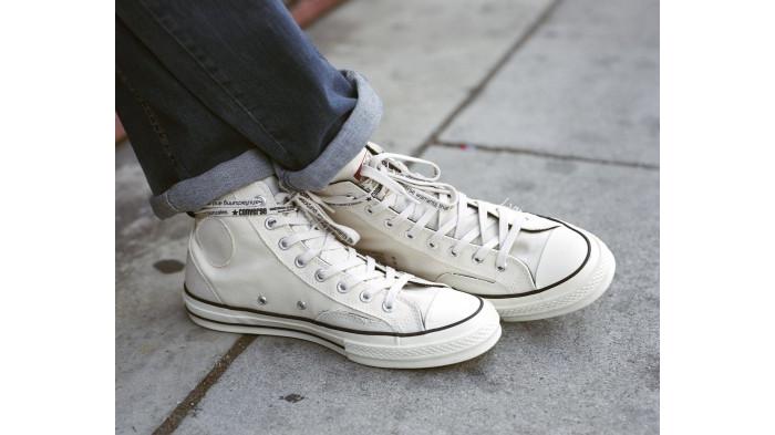 Cari Sepatu dari Brand Terkenal dengan Harga Murah? Di Sini Tempatnya ...