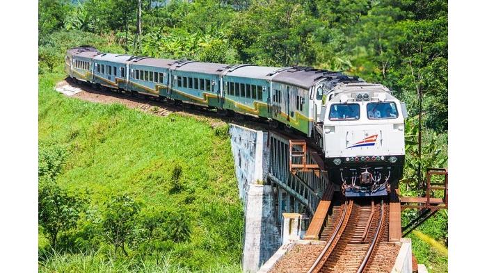 Intip Mewahnya Kereta Super Eksekutif yang Baru Beroperasi - Blog ...