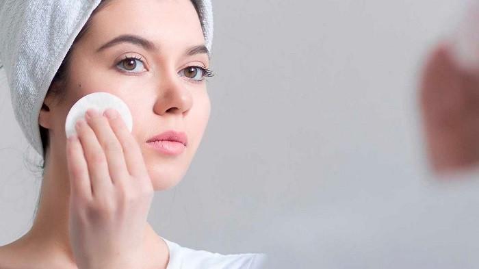 4 Jenis Skincare Yang Harus Dihindari Agar Kulit Berminyak Lebih