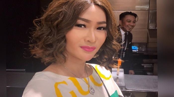Sukses sebagai Penyanyi Dangdut, Intip Koleksi Kaos Inul Daratista yang ... Sukses sebagai Penyanyi Dangdut, Intip Koleksi Kaos Inul Daratista yang ...