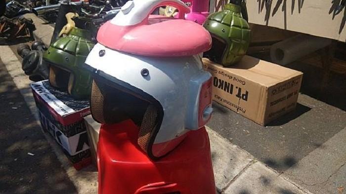 Ada Helm Berbentuk Rice Cooker, Granat Sampai Tabung Gas? Kepoin Yuk ...