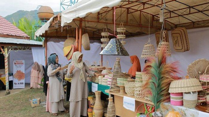 Menilik Berbagai Kerajinan di Pergelaran Kerajinan Gampong Kueh Lhoknga ...