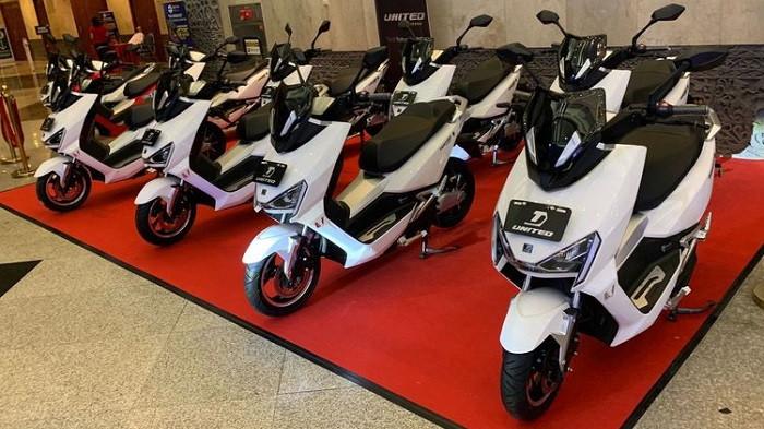 Daftar Motor Listrik yang Dapat Insentif Rp 7 Juta, Ada Gesits hingga United - Blog ...